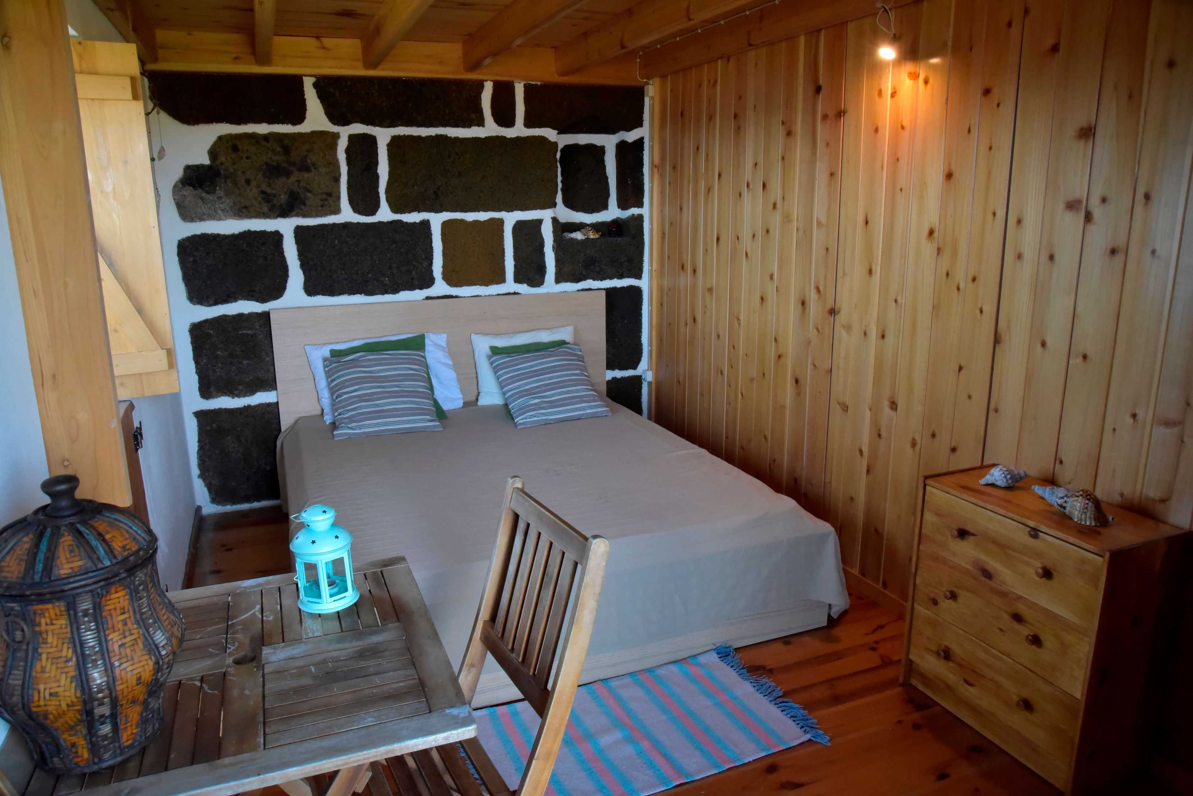 Caldeira Guesthouse & Surfcamp - Fajã da Caldeira de Santo Cristo